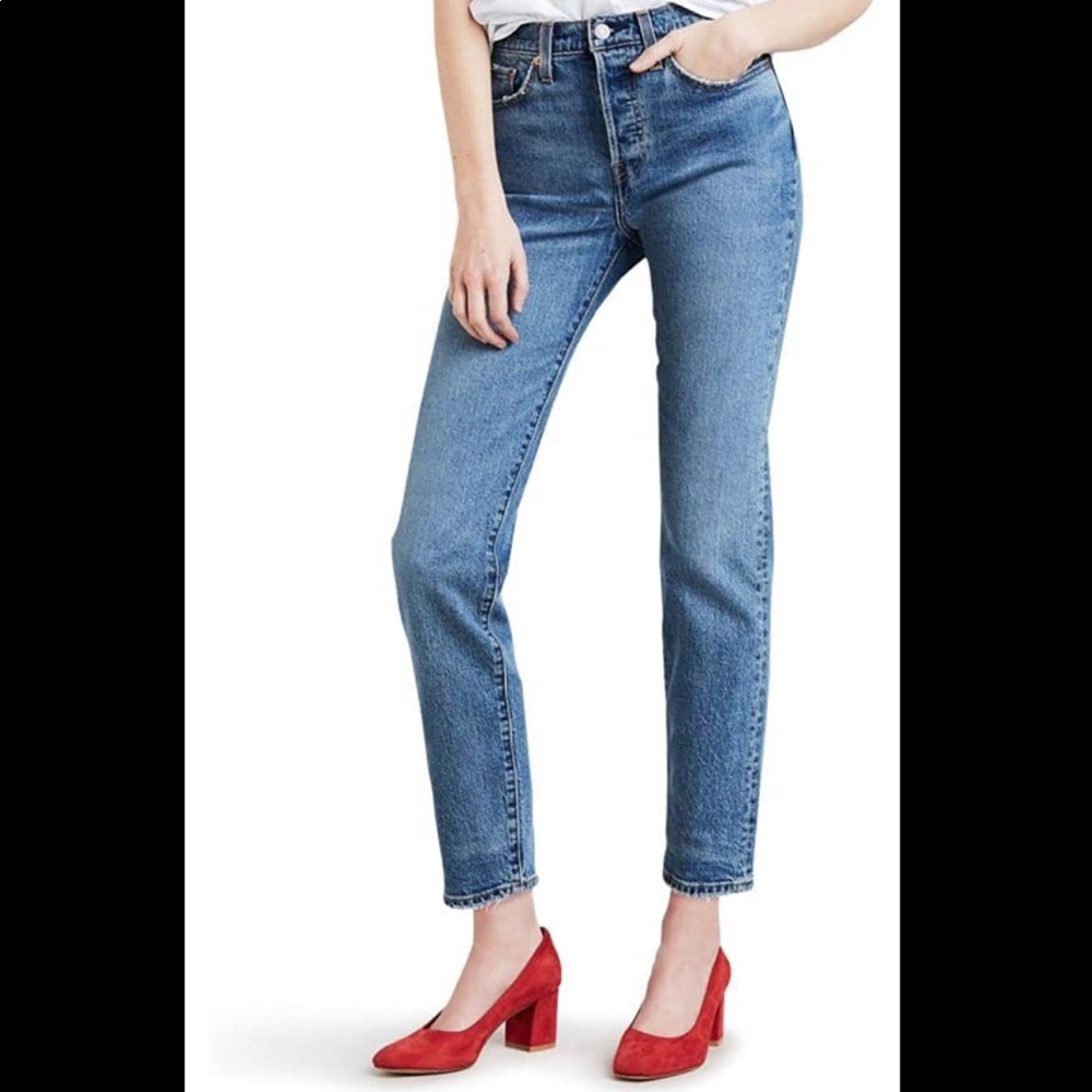 Levi’s High Wasted Premium Wedgie Icon Fit Jeans - Gem